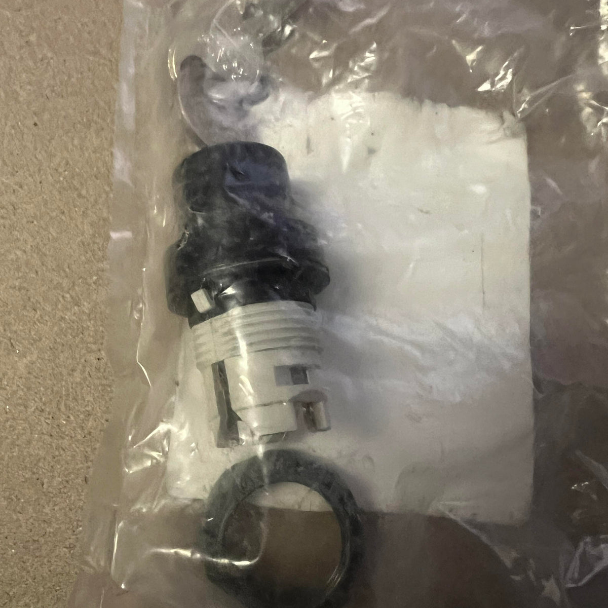 ABB Key Selector Switch - 1SFA611280R1001 | Arck Electric – Arck ...